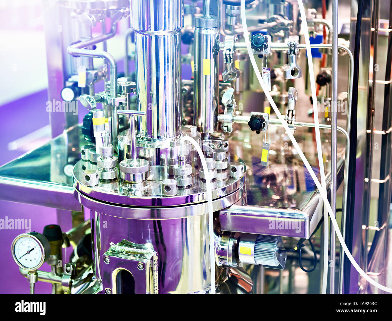 Chemical tool hi-res stock photography and images - Alamy