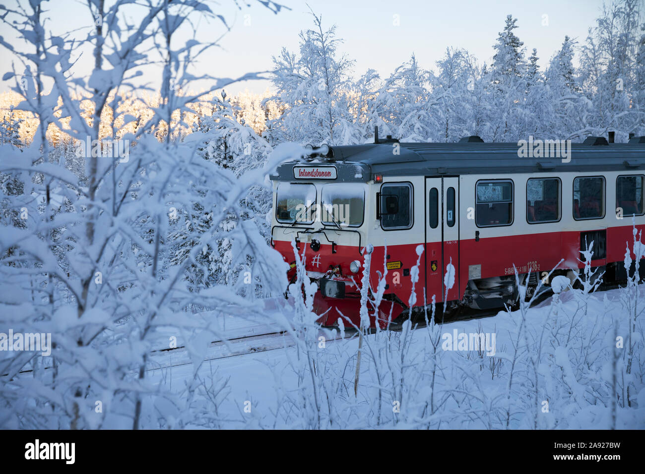Arctic circle train sweden winter hi-res stock photography and images ...