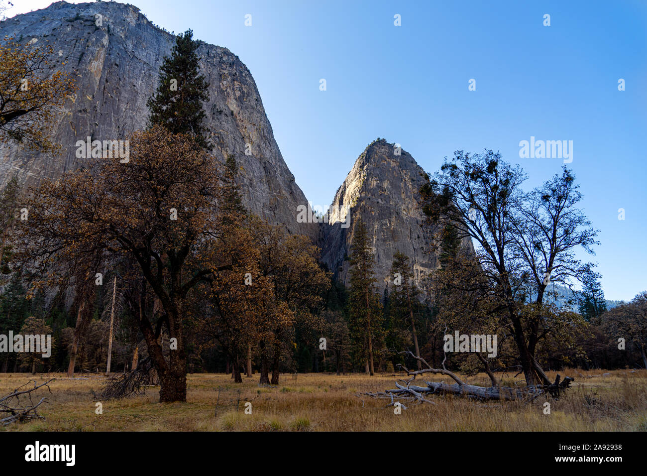 El capitan granite hi-res stock photography and images - Alamy