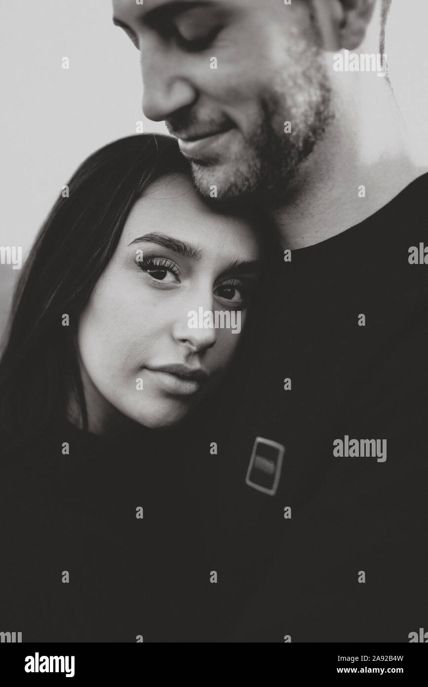 Couple girls hi-res stock photography and images - Alamy