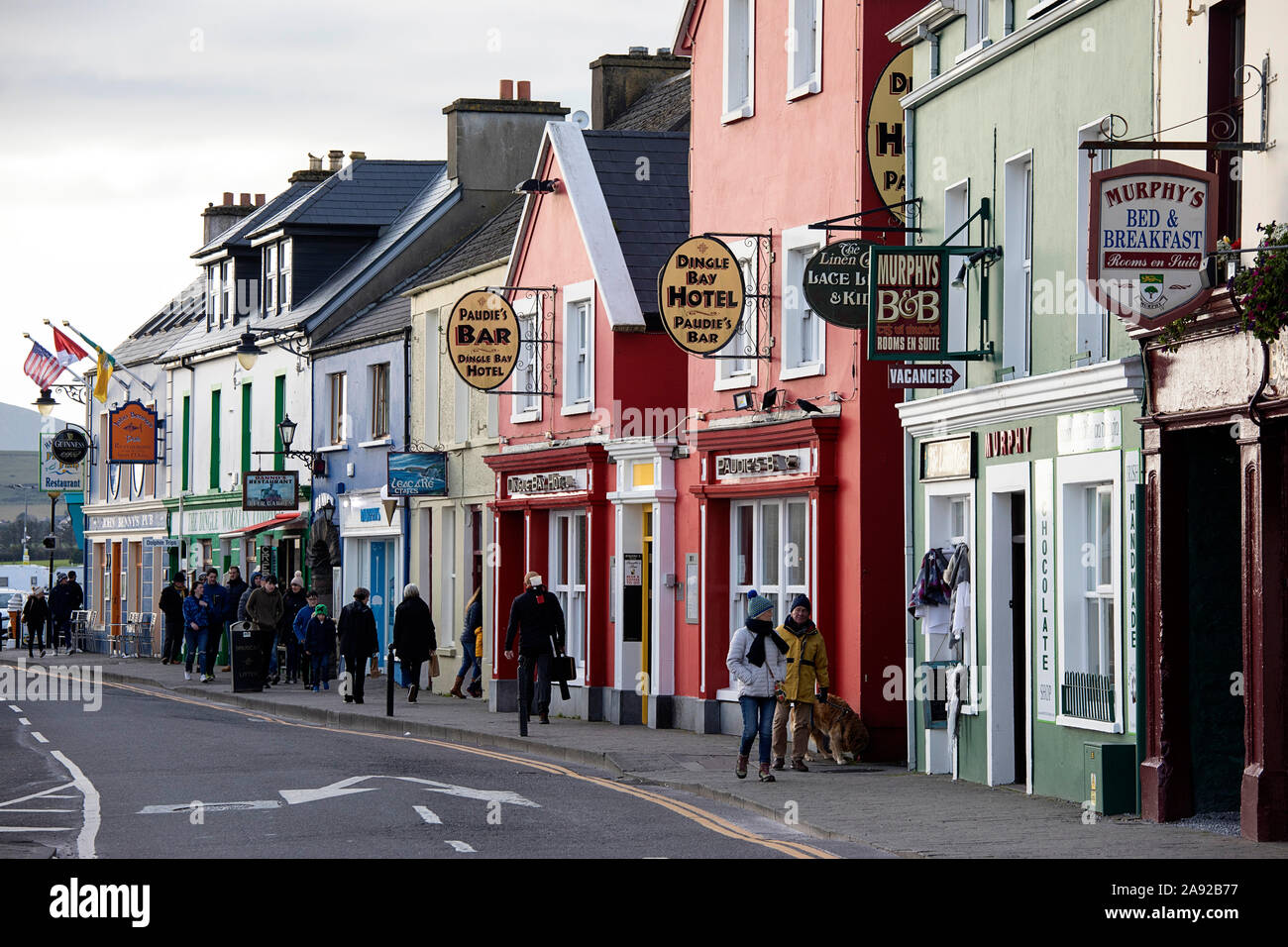 Dingle bars hi-res stock photography and images - Alamy