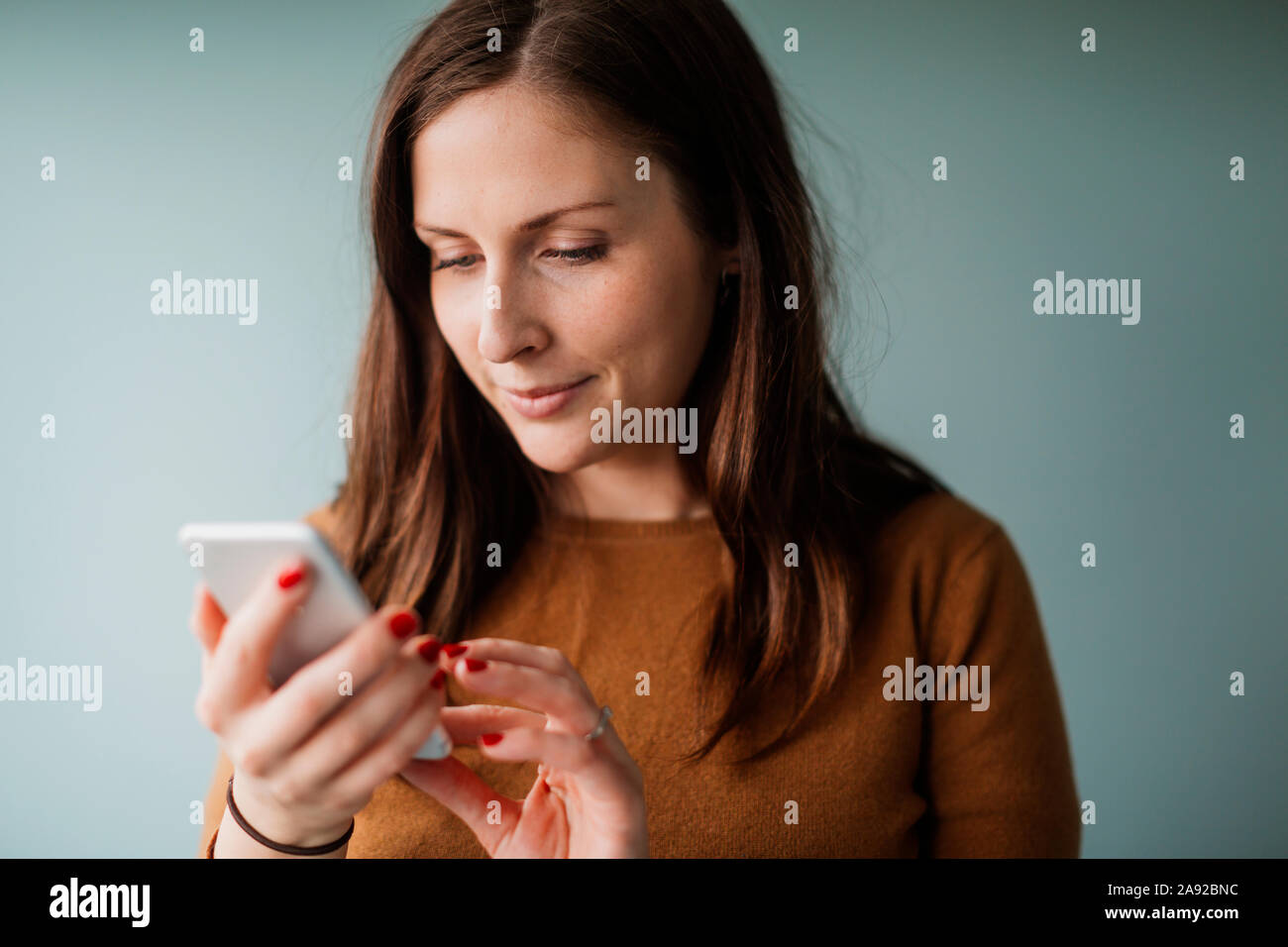 Phone background image hi-res stock photography and images - Alamy