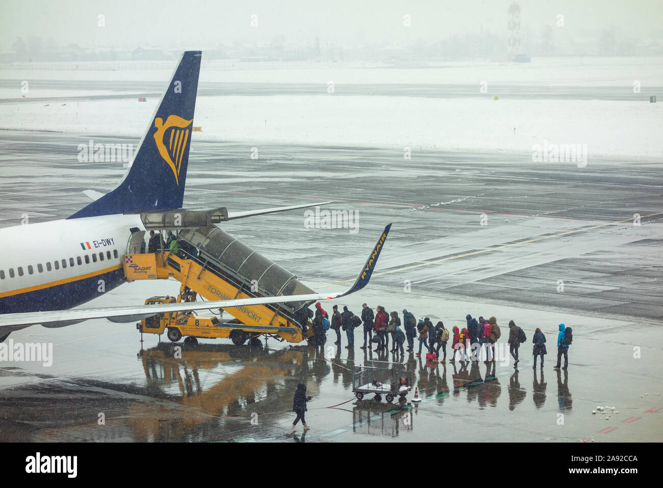 Aircraft Landing Queue High Resolution Stock Photography and Images - Alamy