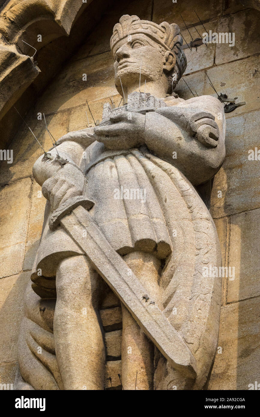 Statue of battle of hastings hi-res stock photography and images - Alamy