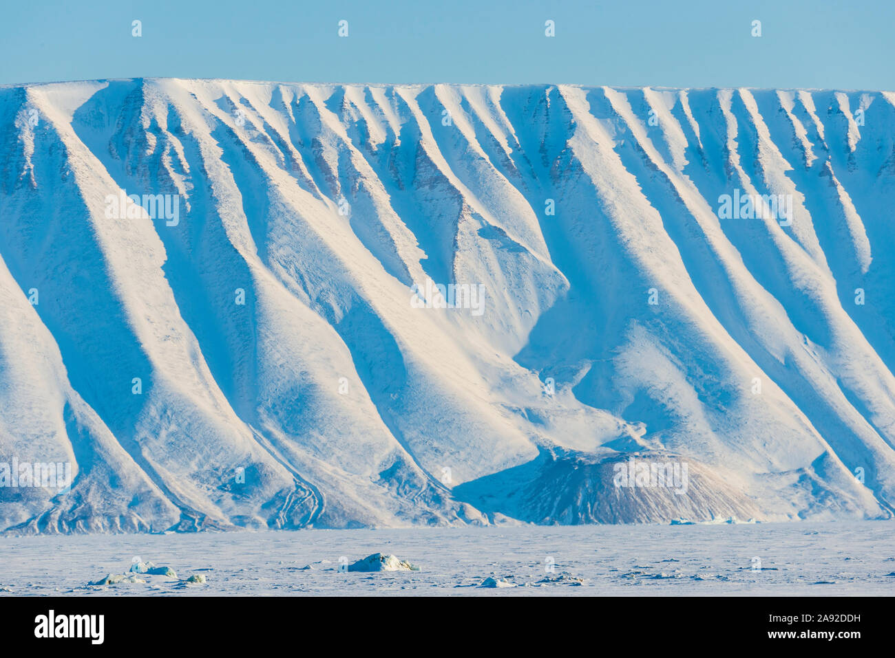 Barren winter scene hi-res stock photography and images - Alamy