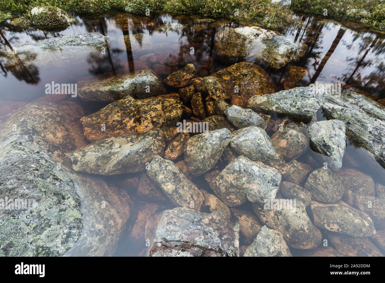 Color full lake hi-res stock photography and images - Alamy