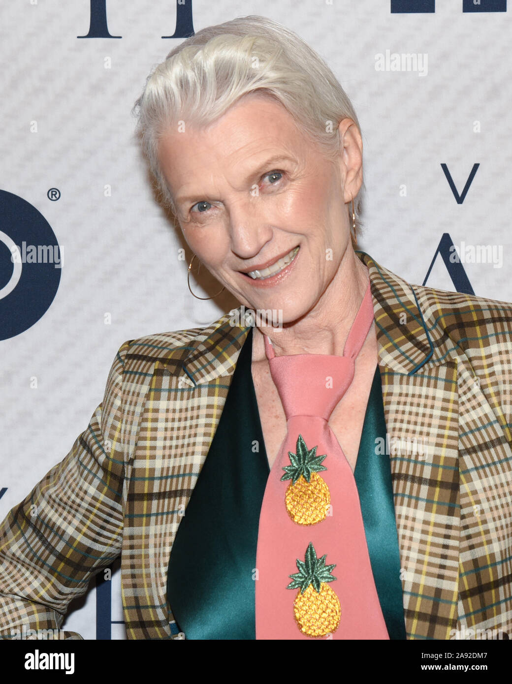 November 11, 2019, Beverly Hills, California, USA: 11 November 2019 ...