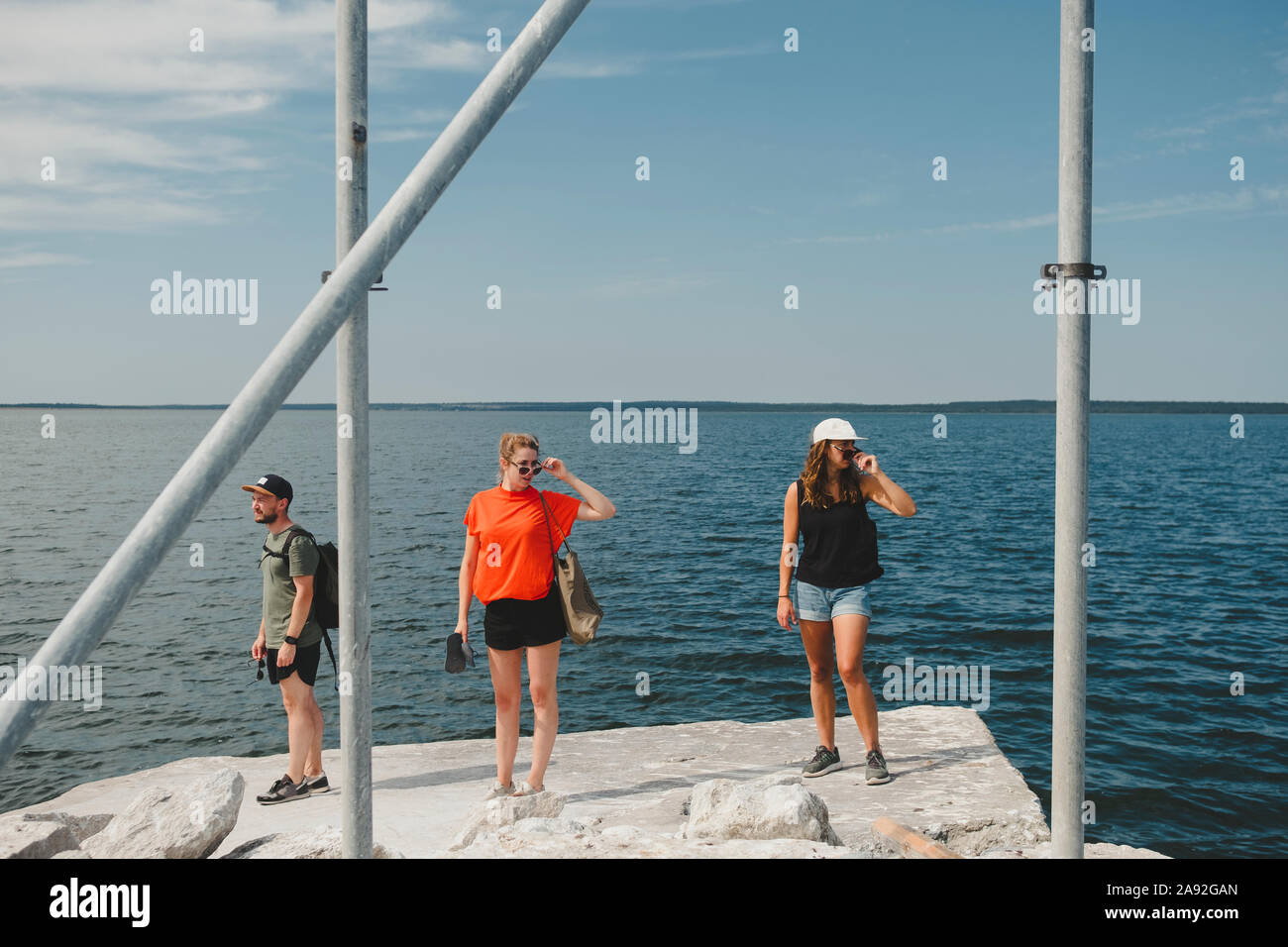 How to make friends at sea hi-res stock photography and images - Alamy