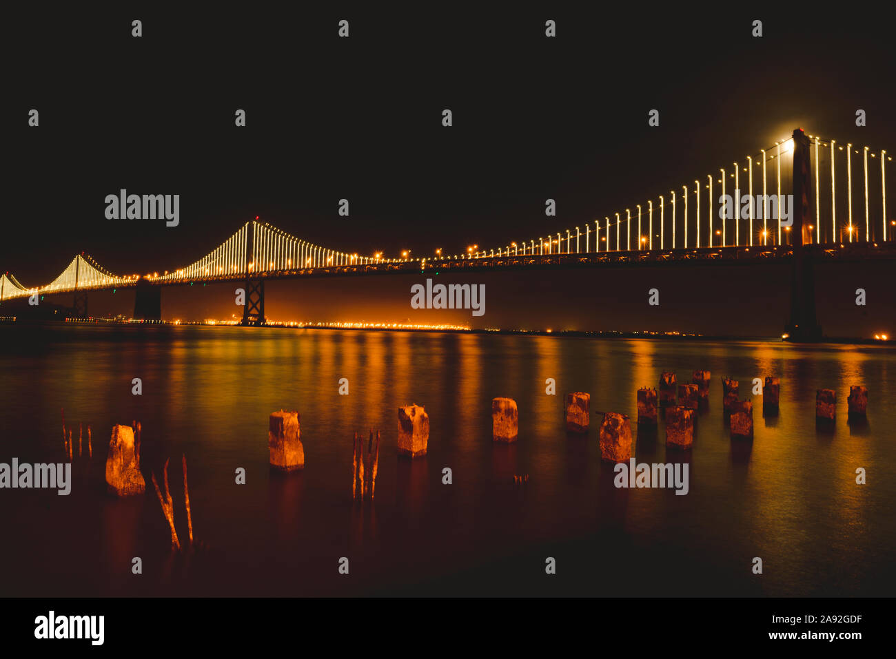 Horizontal bridge hi-res stock photography and images - Alamy