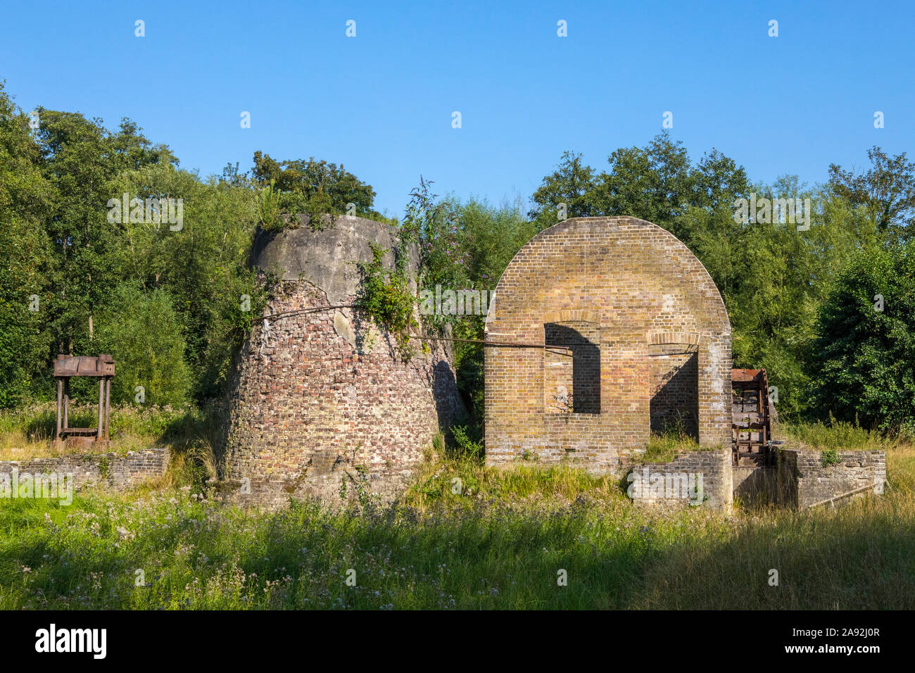 Cordite hi-res stock photography and images - Alamy