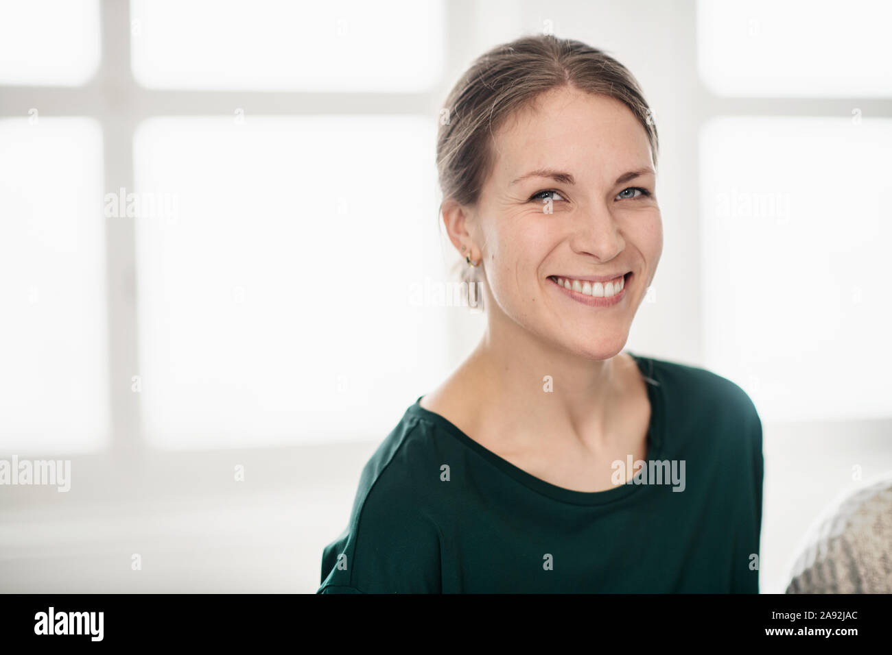 Horizontal image of smile hi-res stock photography and images - Alamy