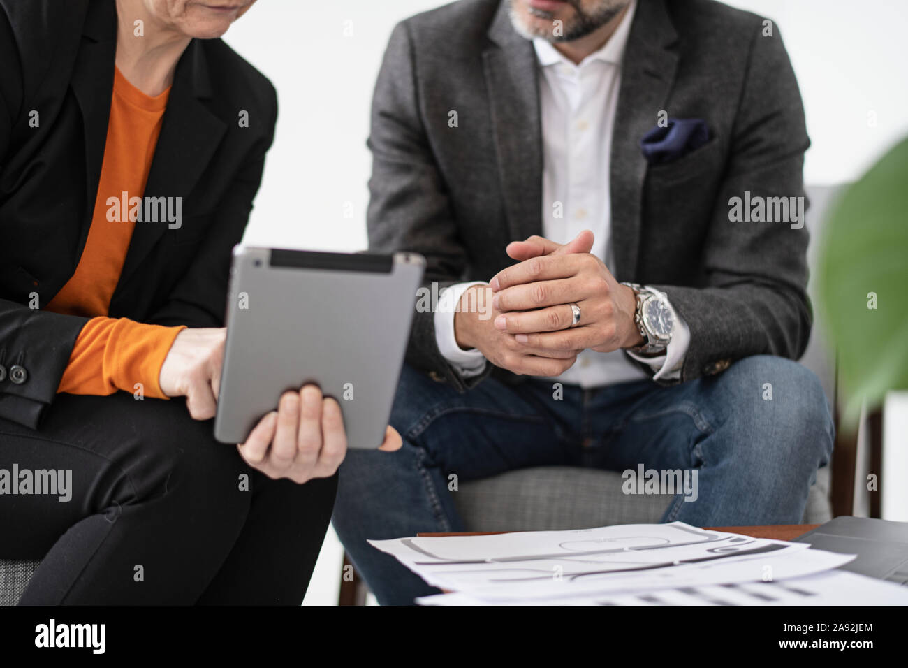Meeting image hi-res stock photography and images - Alamy