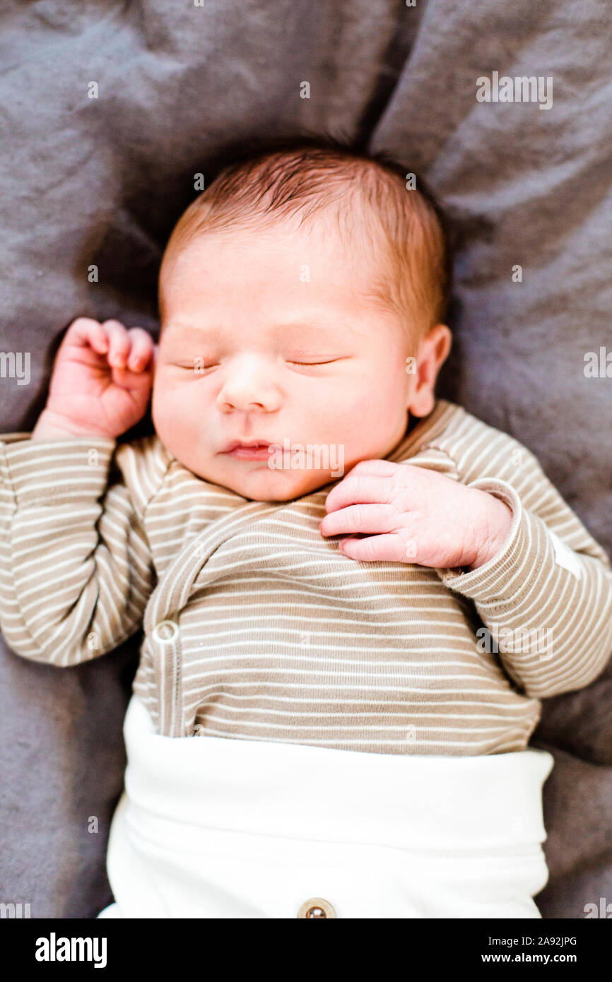 Sleeping baby image hi-res stock photography and images - Alamy