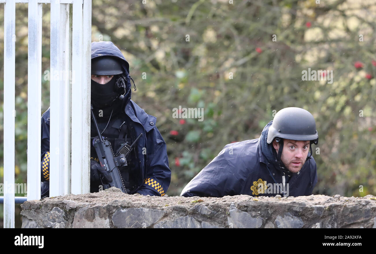 Hostage negotiator hi-res stock photography and images - Alamy