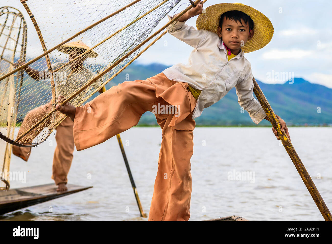 Traditional inle lake fishing hi-res stock photography and images - Alamy