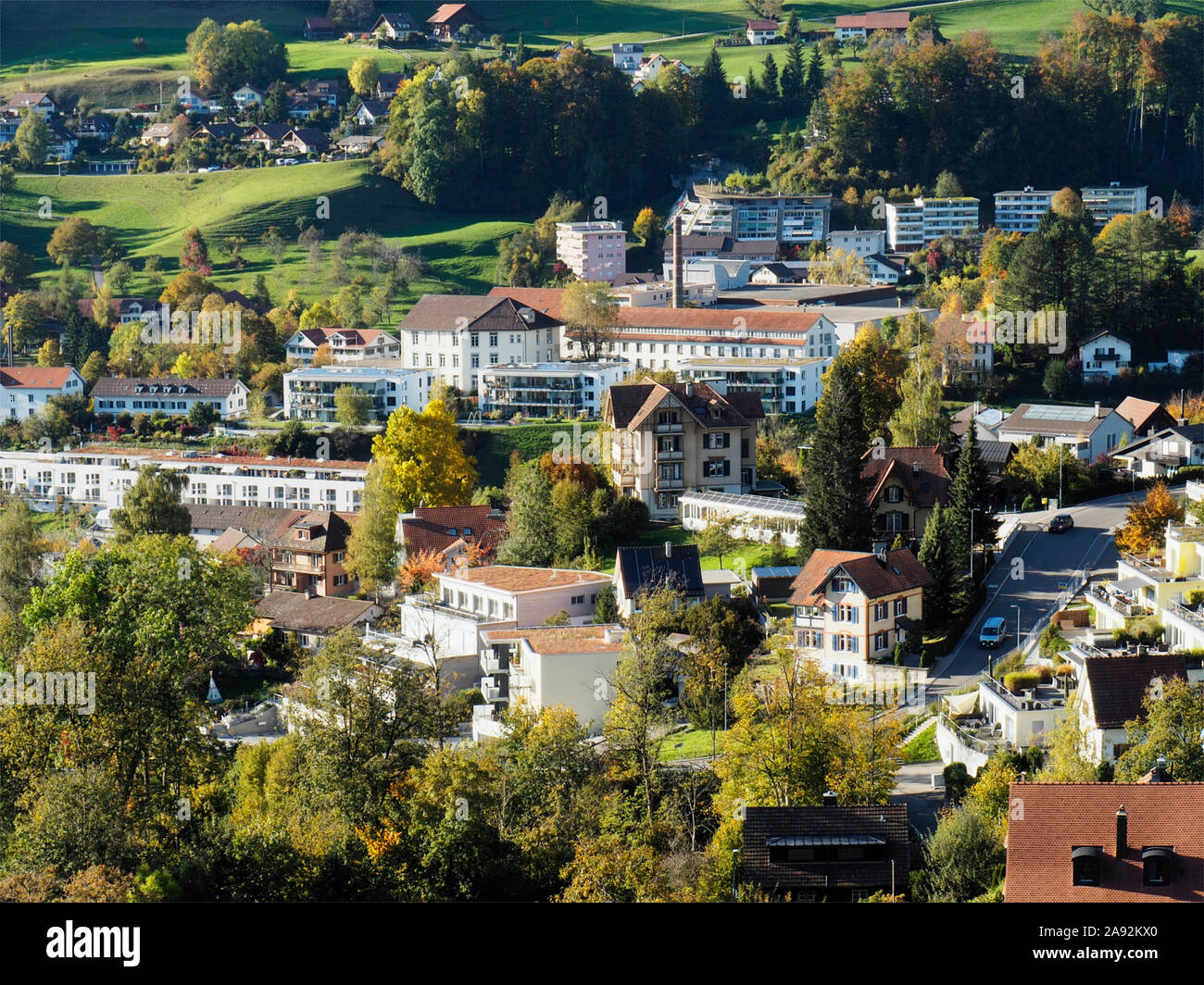 Ortschaft Wald im Kanton Zürich im Tösstal Stock Photo - Alamy