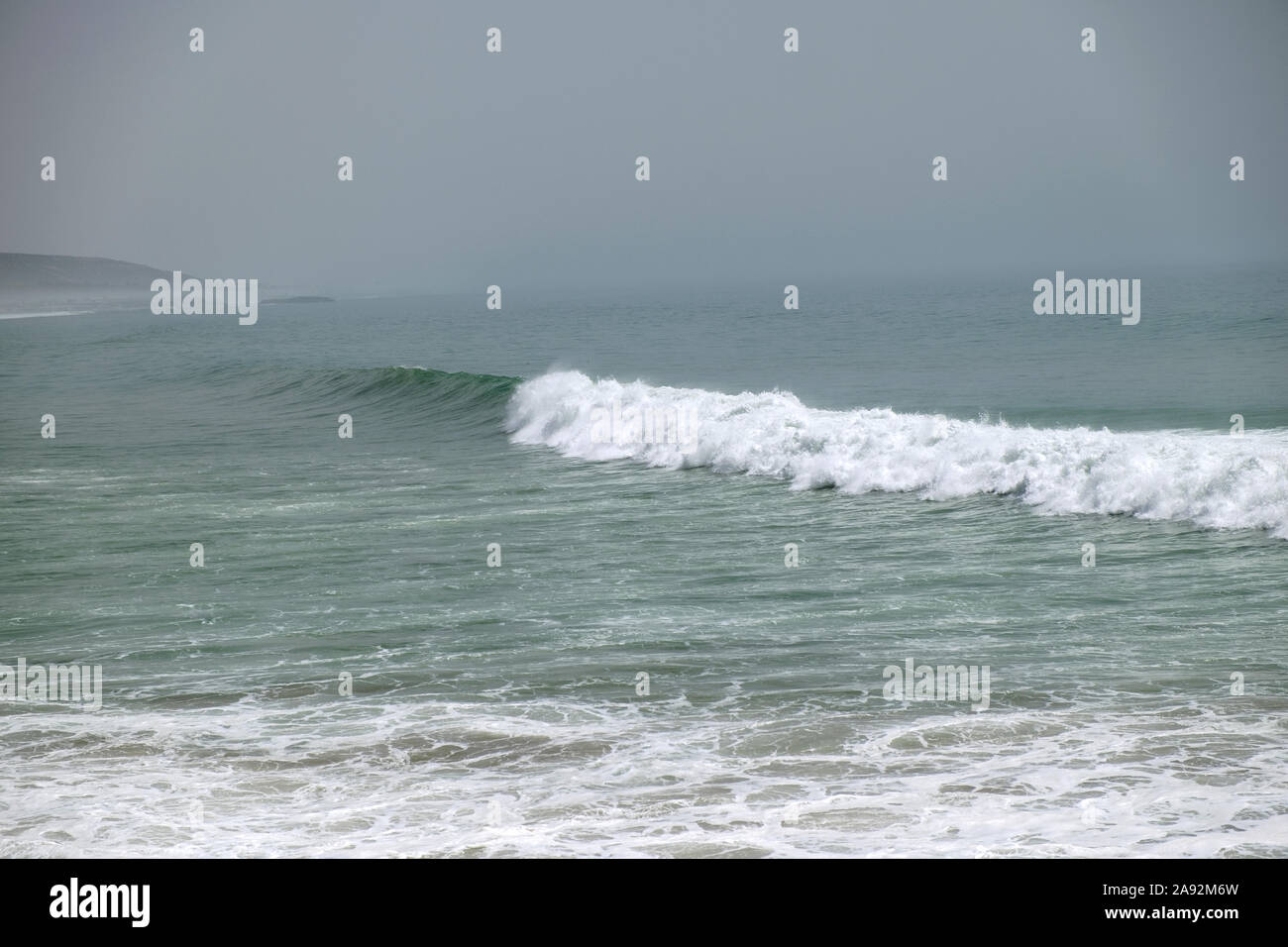 Wellen klar hi-res stock photography and images - Alamy