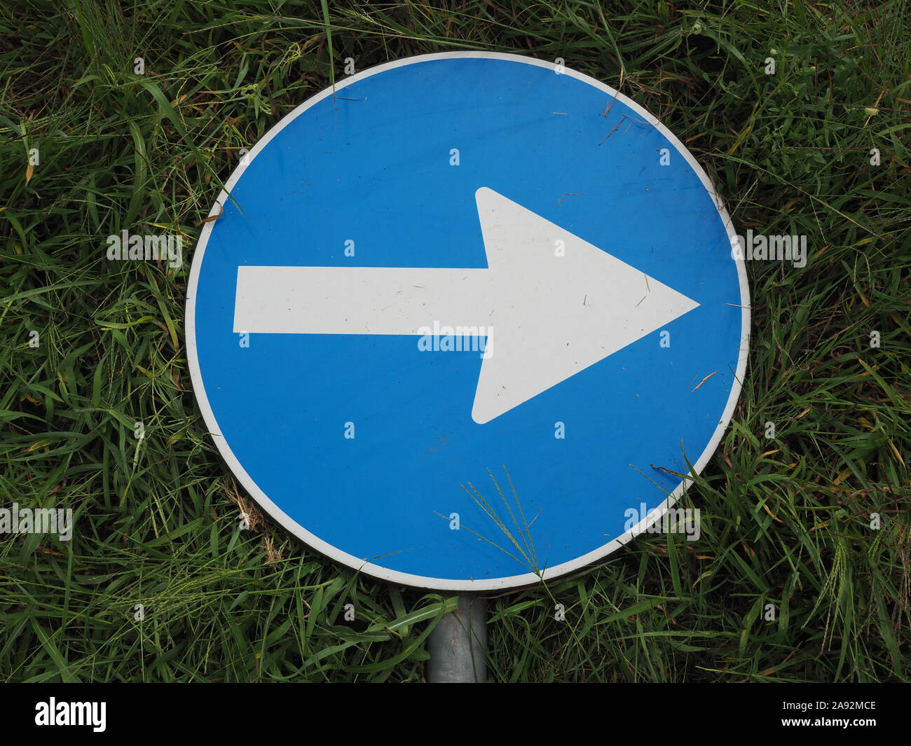 Regulatory signs, proceed in direction indicated by arrow traffic sign ...
