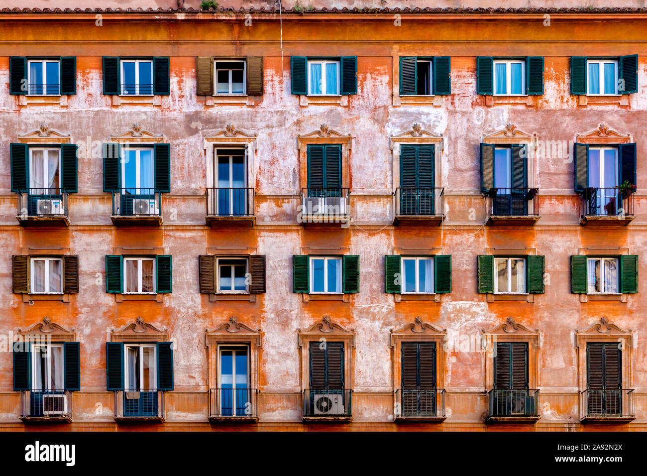 Typical city centre buildings hi-res stock photography and images - Alamy