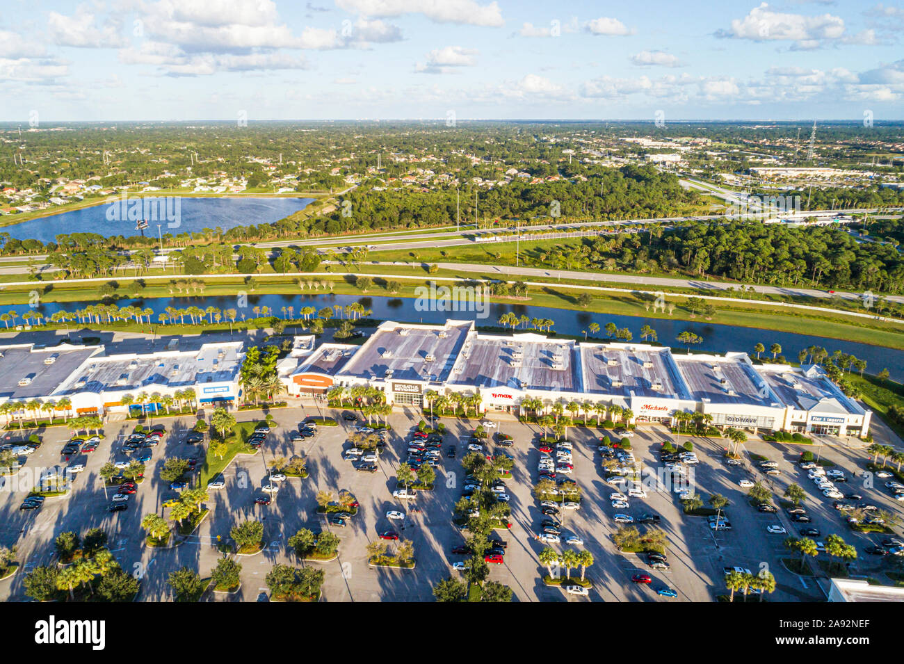 Shopping Mall America Aerial Stock Photos & Shopping Mall America ...