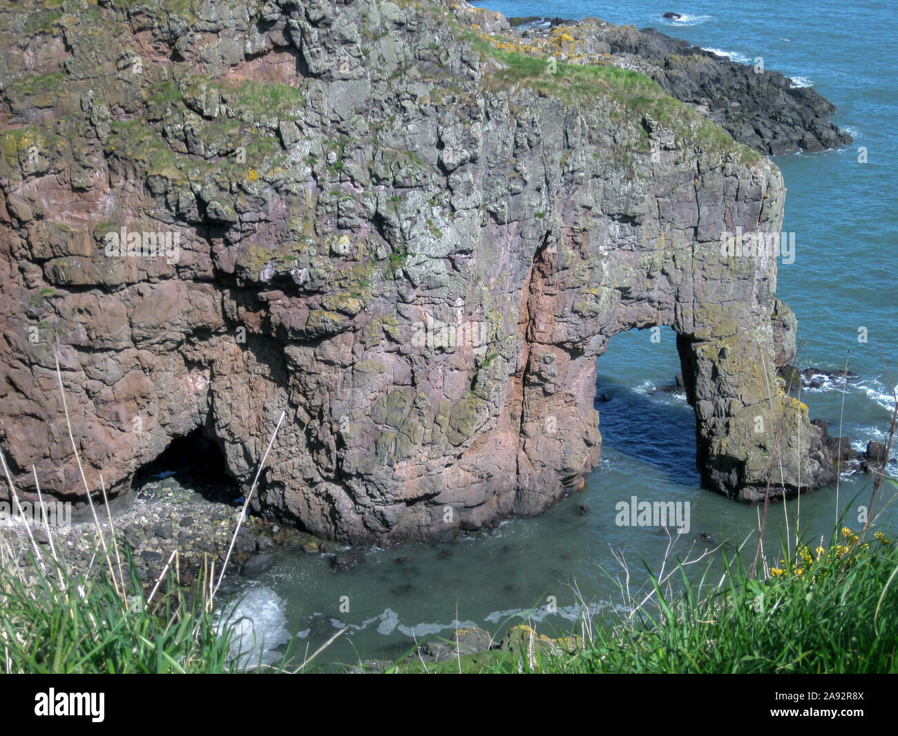 Elephant rock natural arch hi-res stock photography and images - Alamy