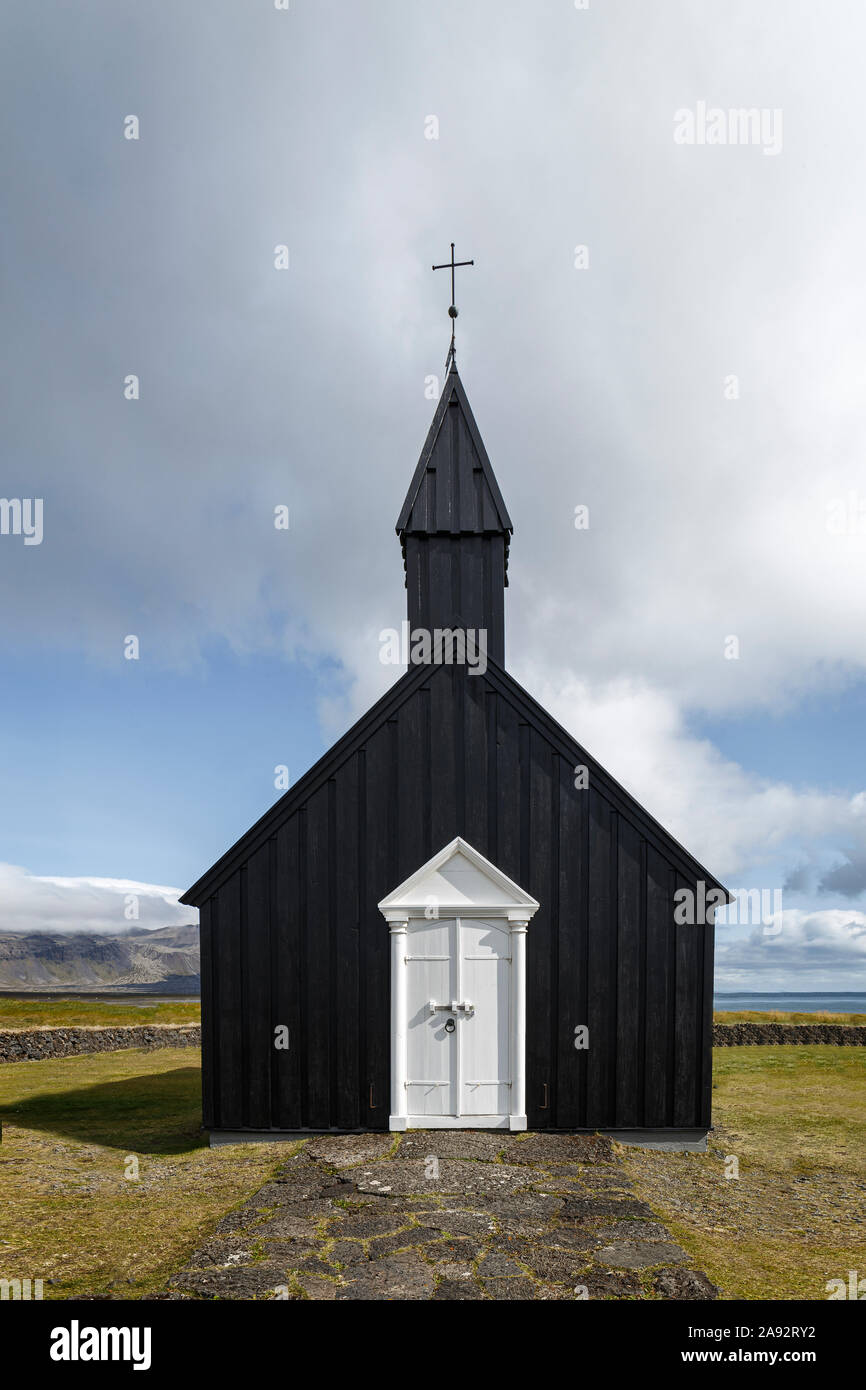 Black church budir snaefellsnes peninsula hi-res stock photography and ...