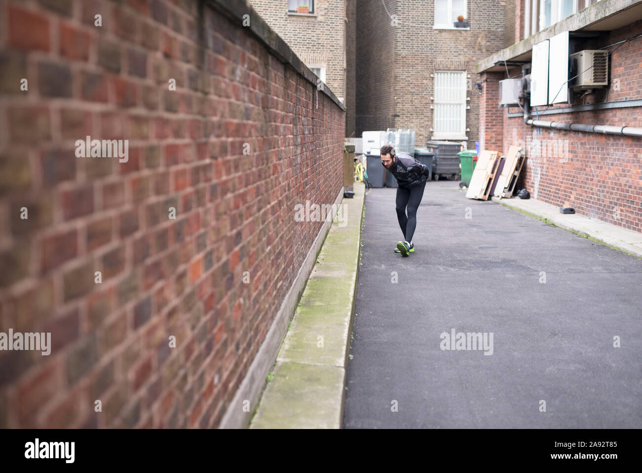 Stretching brick hi-res stock photography and images - Alamy