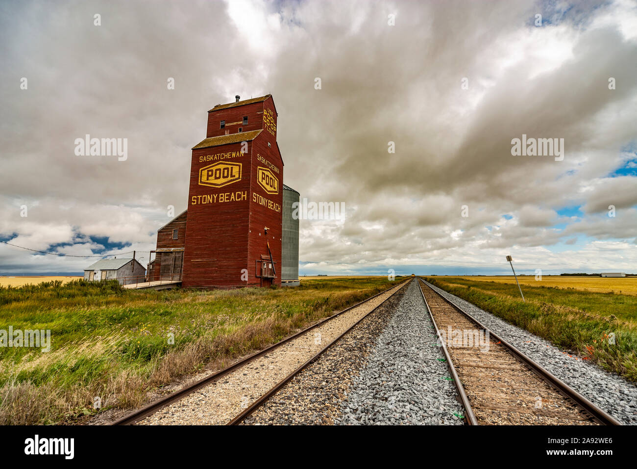 Expanse saskatchewan hi-res stock photography and images - Alamy