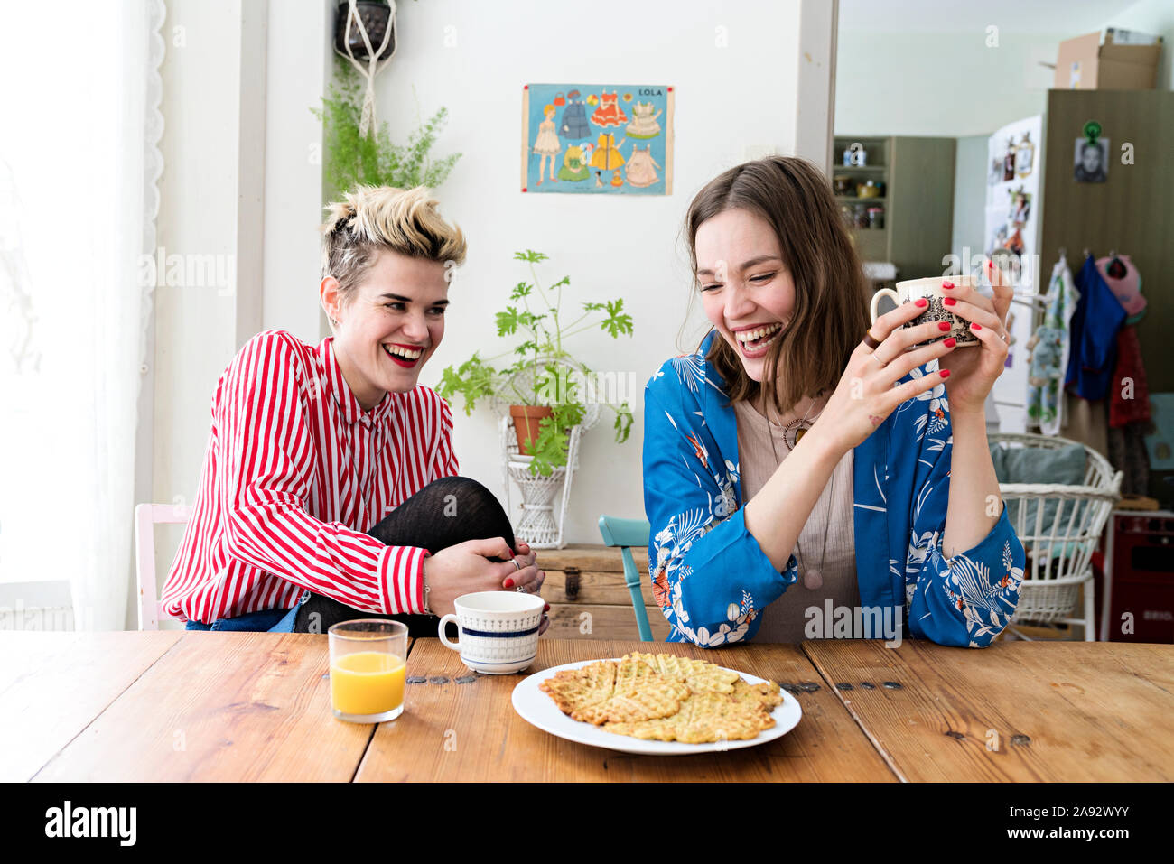 Breakfast friends home hi-res stock photography and images - Alamy