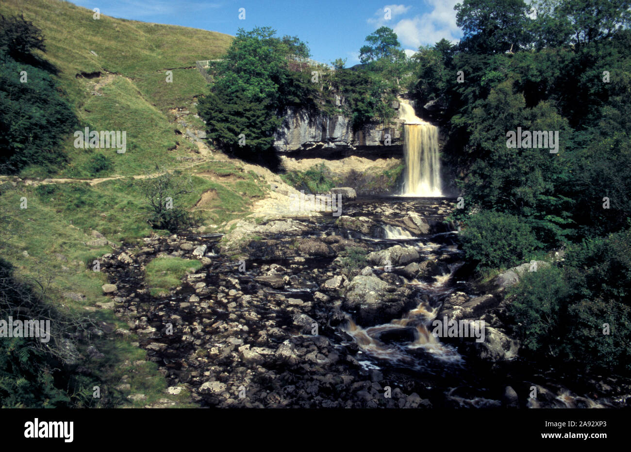Ingleton falls trail hi-res stock photography and images - Alamy