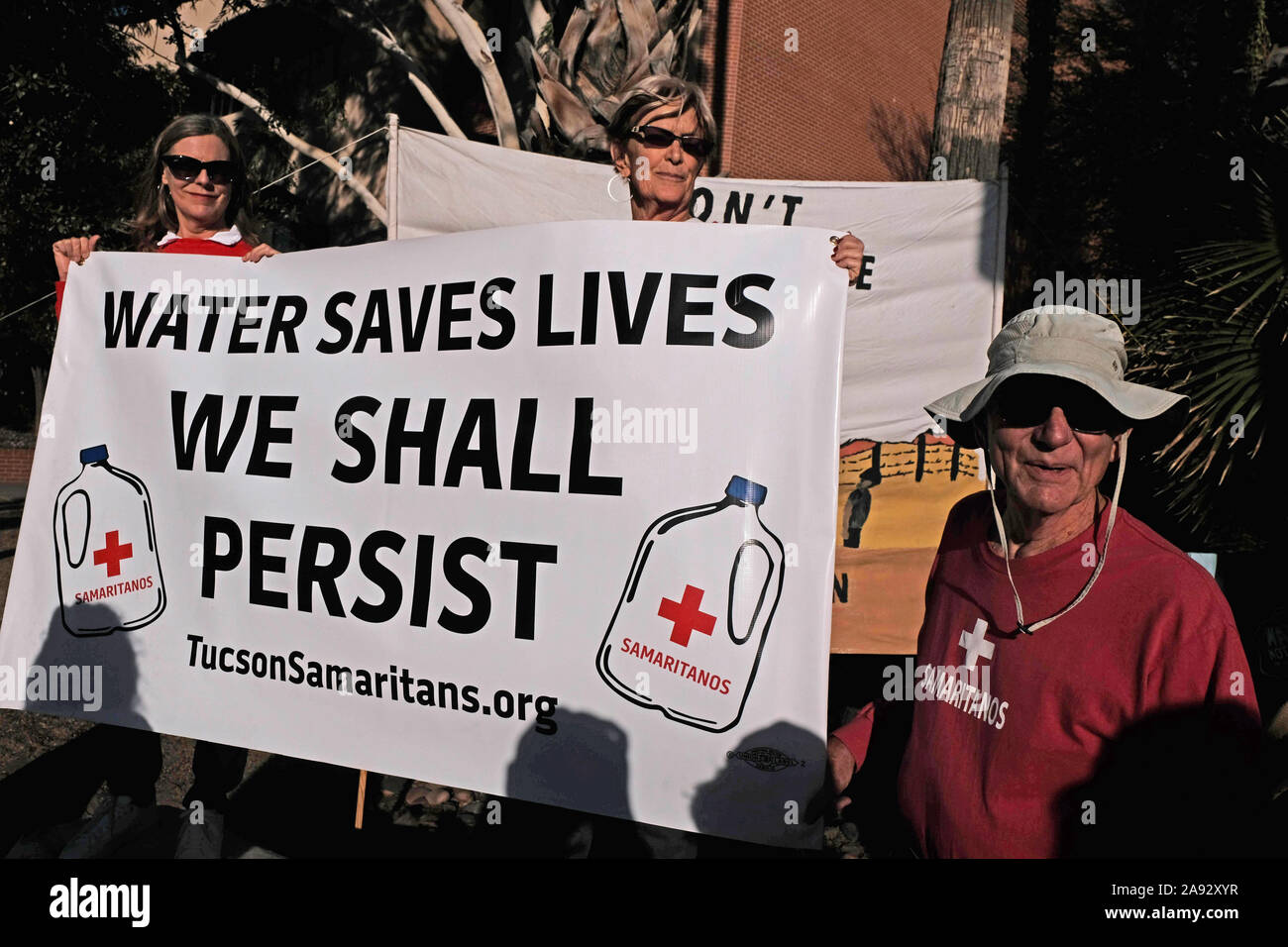 Warren border hi-res stock photography and images - Alamy