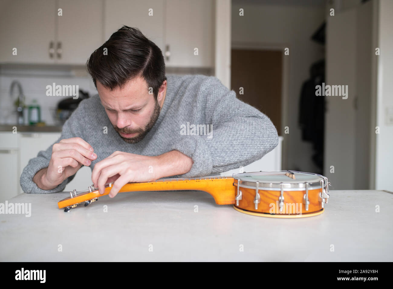 Mandolin day hi-res stock photography and images - Alamy