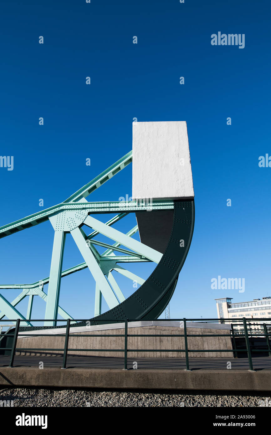 Bridge structure image hi-res stock photography and images - Alamy