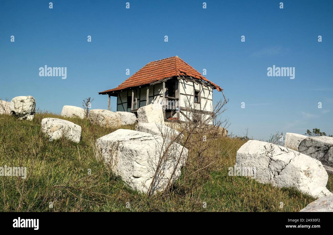 Stecci at Rajsko jezero, Bašigovci Stock Photo - Alamy