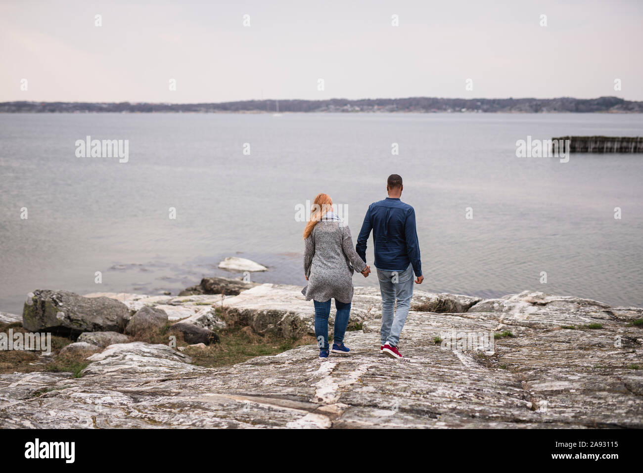 Couple at sea Stock Photo - Alamy