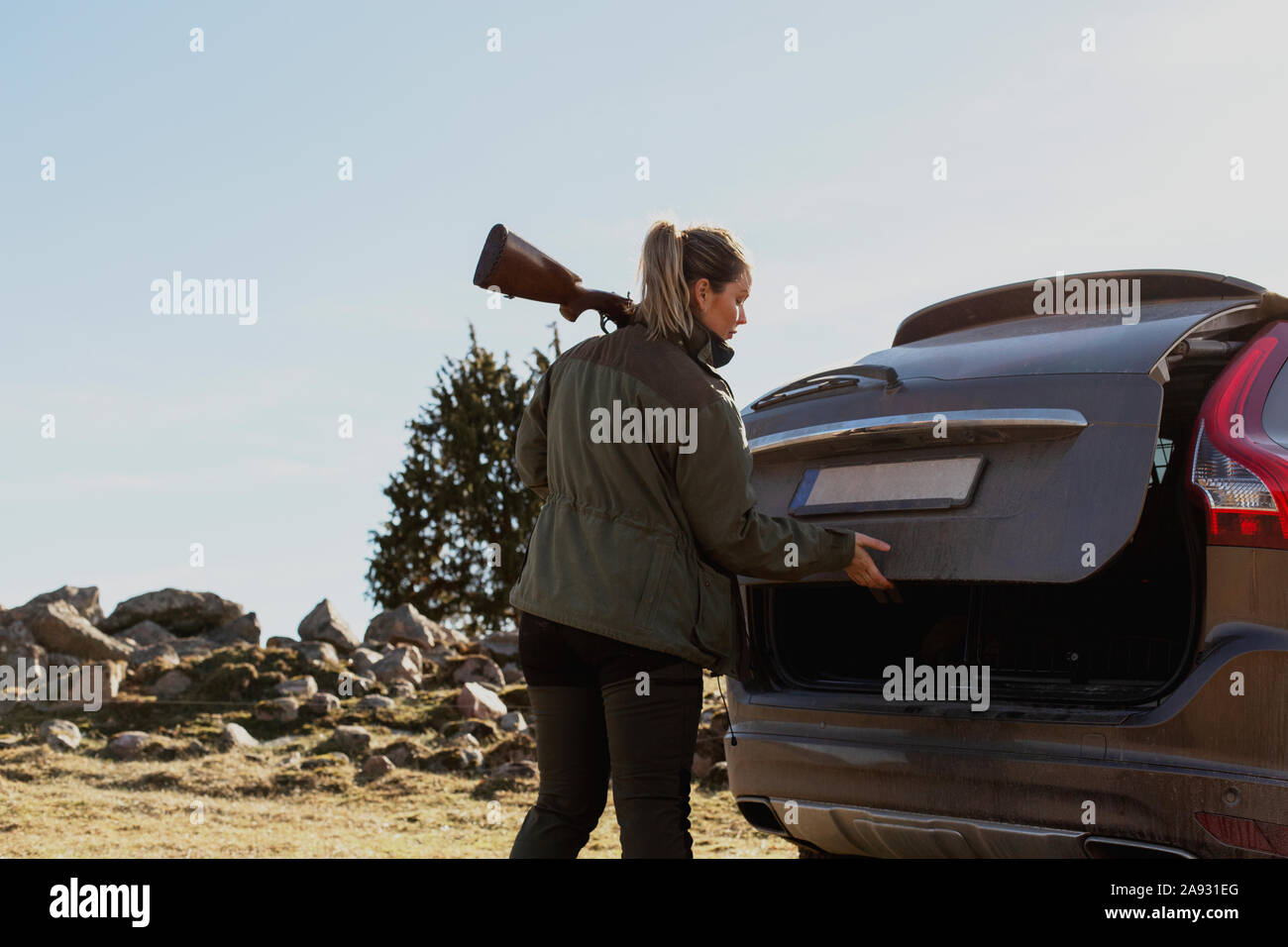 Image man car hi-res stock photography and images - Alamy