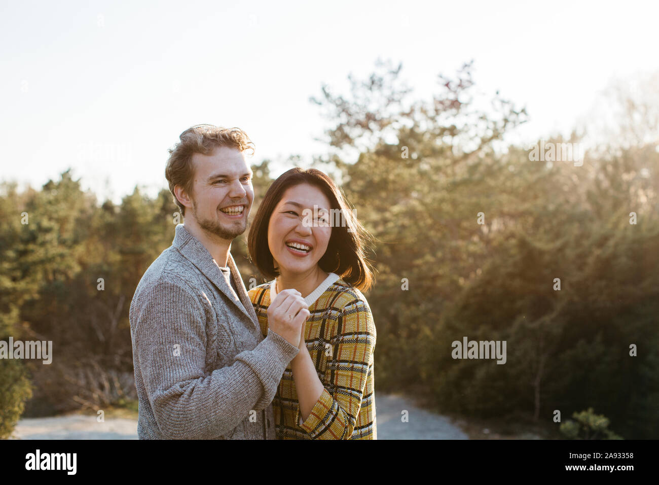 Asian couple laughing hi-res stock photography and images - Alamy