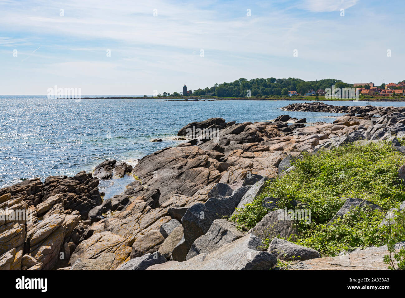 Bornholm; Svaneke, Strand, Meer, Leuchtturm Stock Photo - Alamy