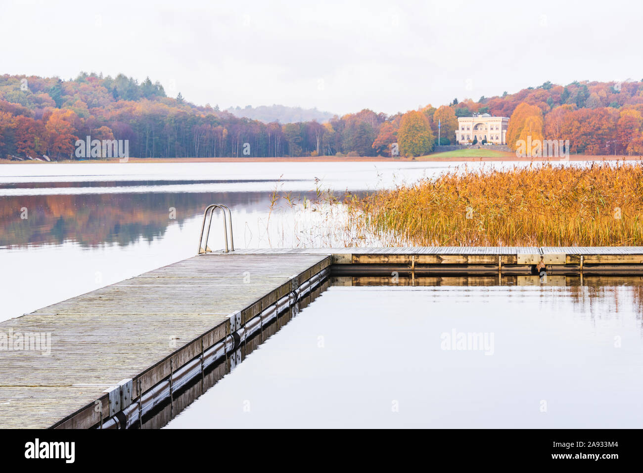 Jetty at lake Stock Photo - Alamy