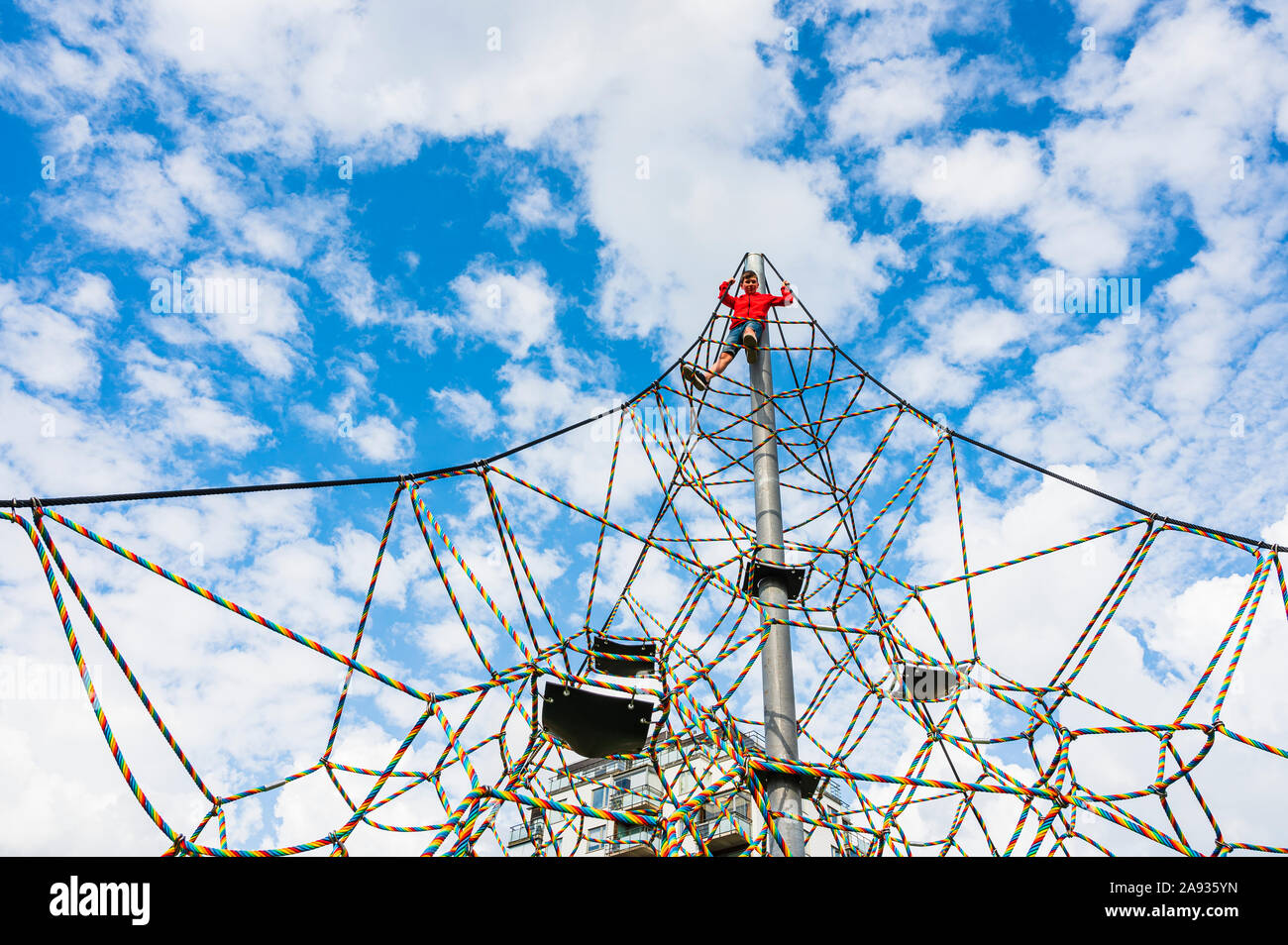 Real climbing hi-res stock photography and images - Alamy