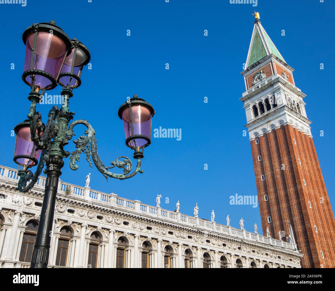 St marks campanile historical landmarks hi-res stock photography and ...