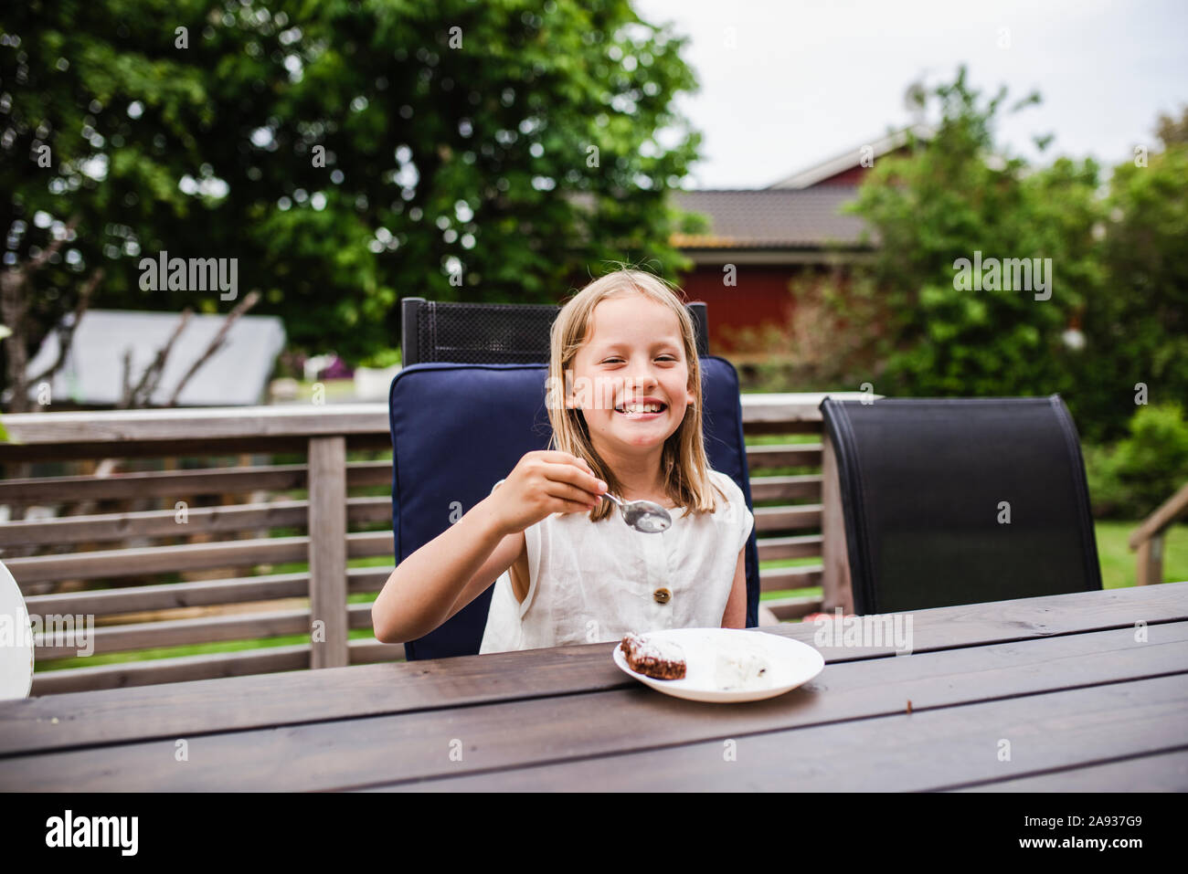 Happy break up cake hi-res stock photography and images - Alamy