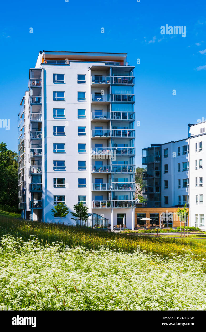 Community block hi-res stock photography and images - Alamy