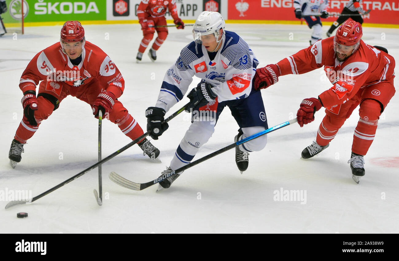 Pilsen, Czech Republic. 12th Nov, 2019. (L-R) Tyler Moy of Lausanne ...