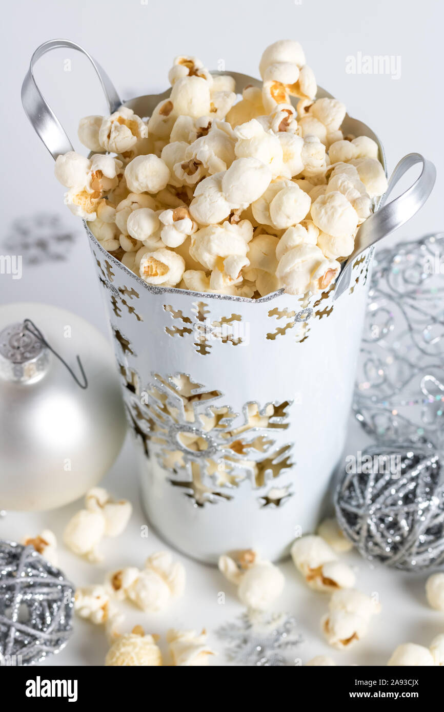 Silver sprinkle hi-res stock photography and images - Alamy