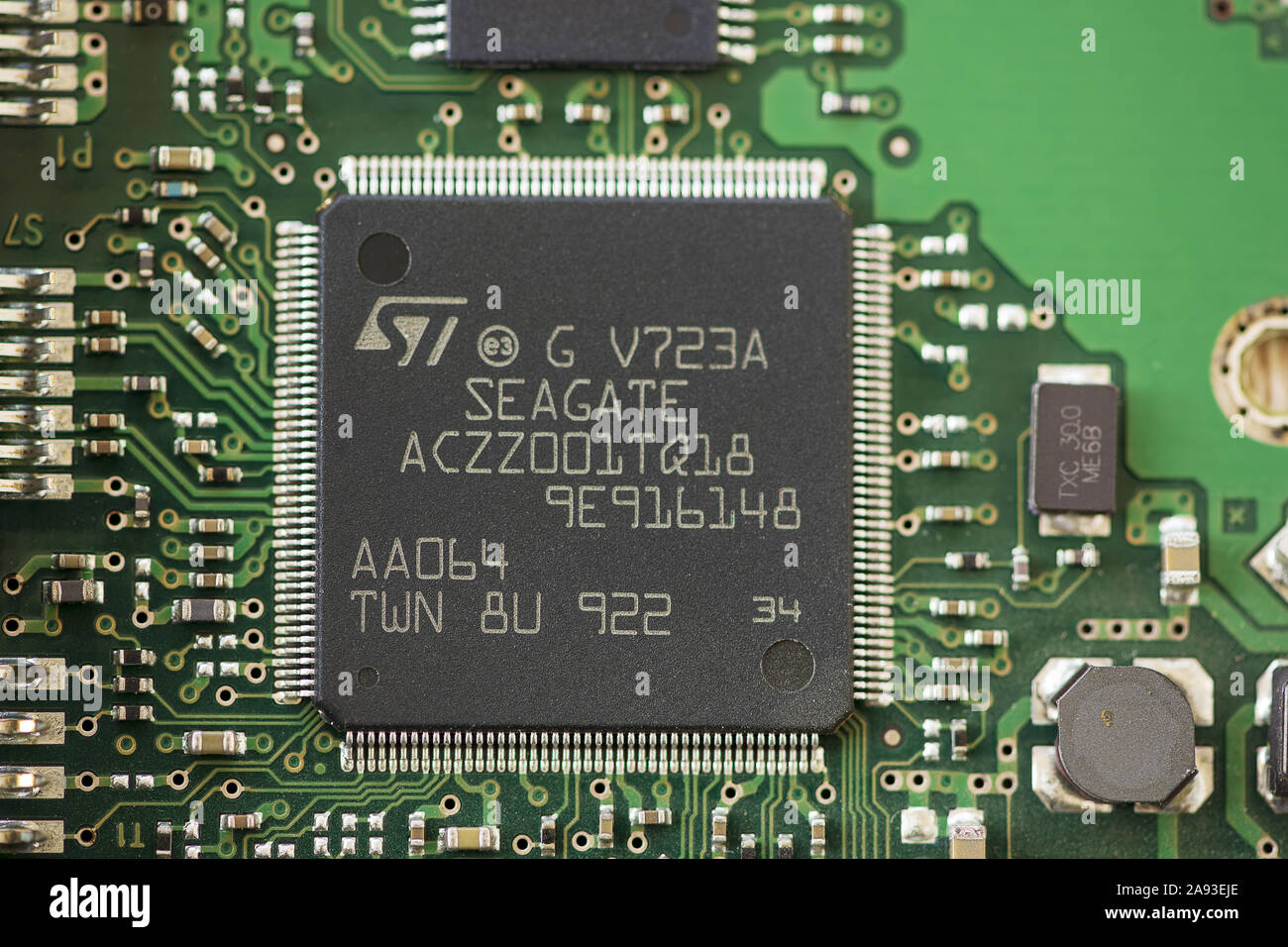 Micro programming hi-res stock photography and images - Alamy