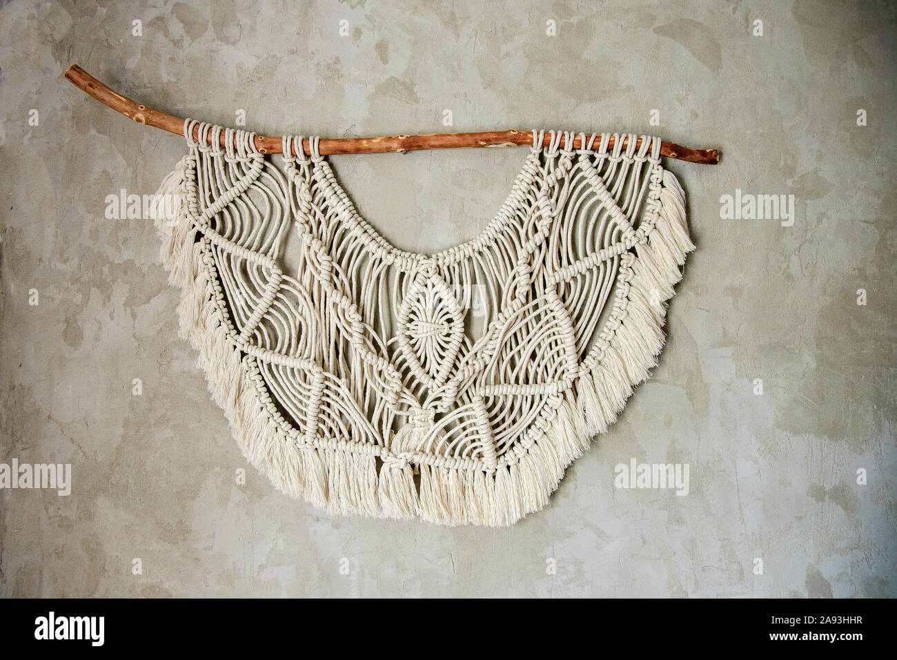 Knots in thread hi-res stock photography and images - Alamy