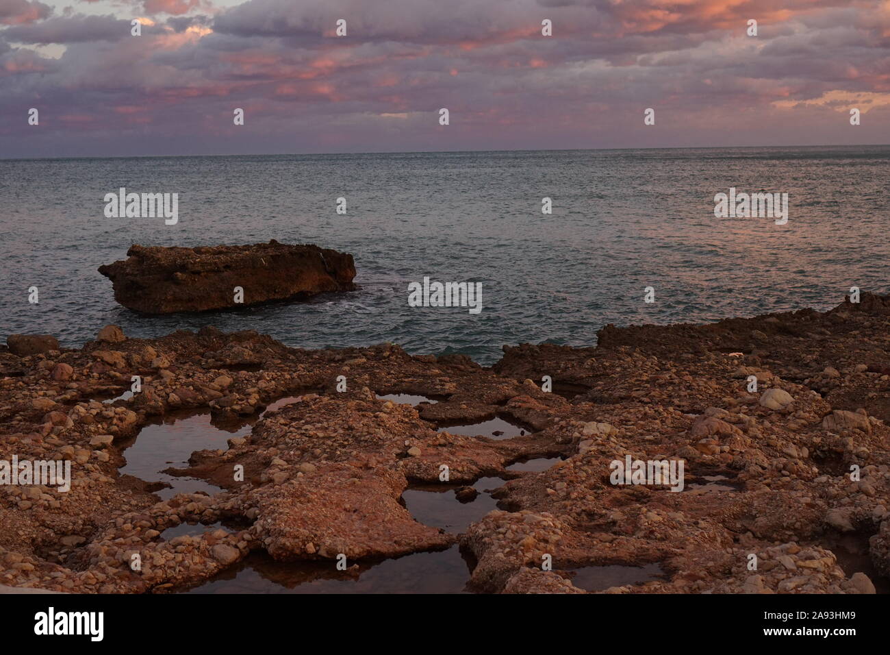 Ocean puddles hi-res stock photography and images - Alamy
