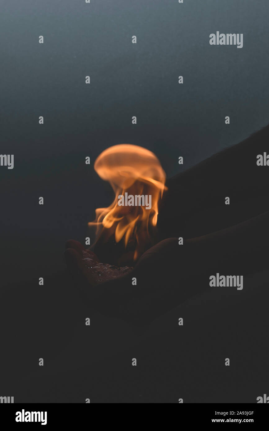 Fire burn burning hi-res stock photography and images - Alamy