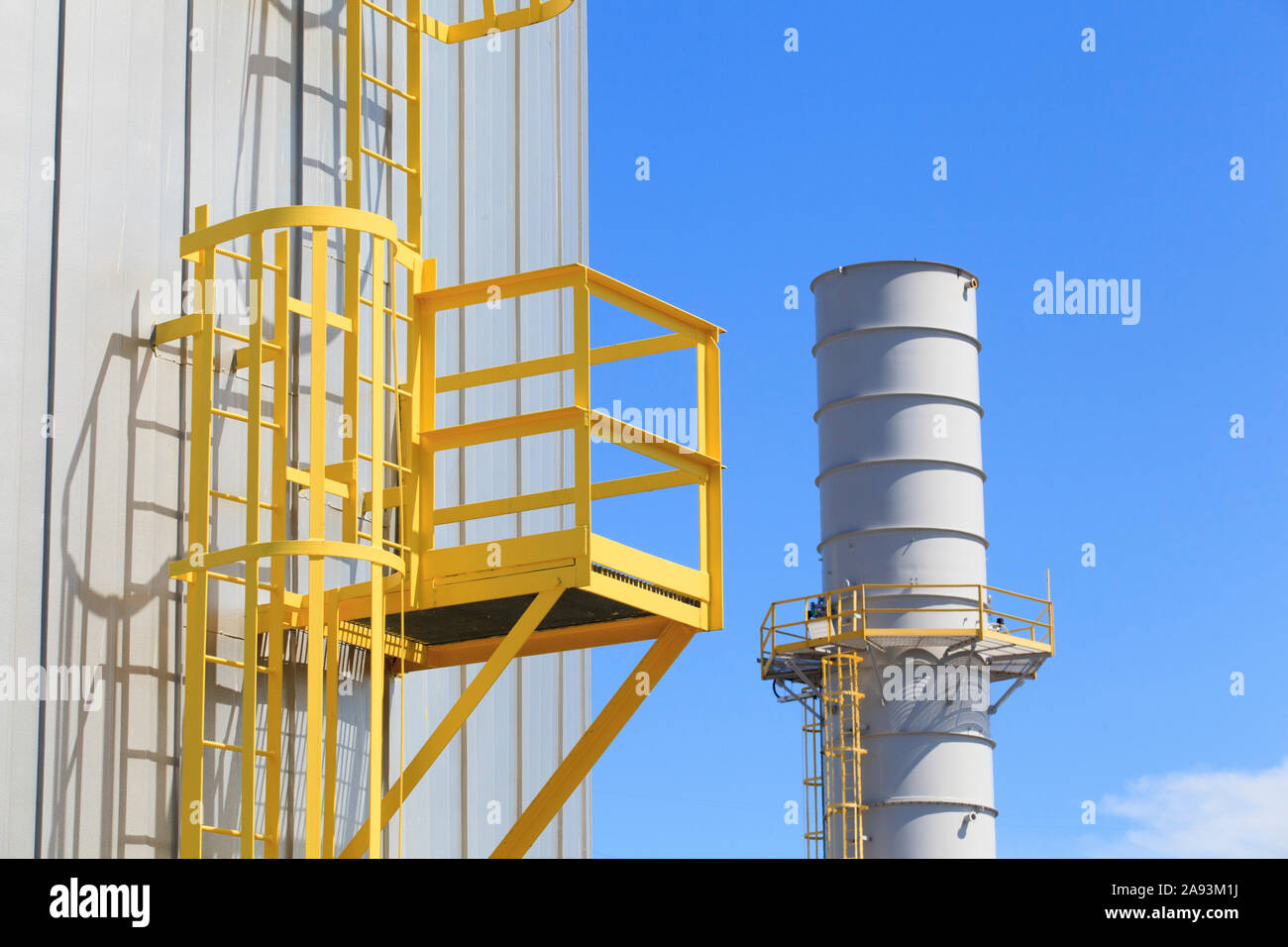 Safety cage hi-res stock photography and images - Alamy